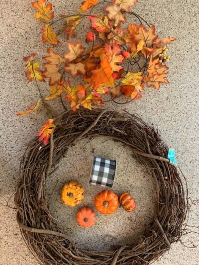 Easy DIY Fall Wreath Tutorial